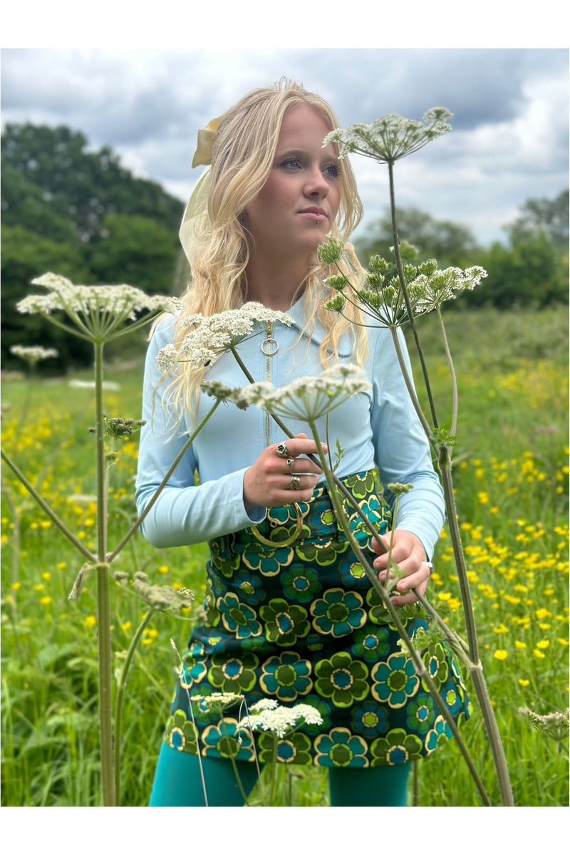 The Chain - Exclusive 'Jagger' Sky Blue Long Sleeve Dagger Collar - Sh ...